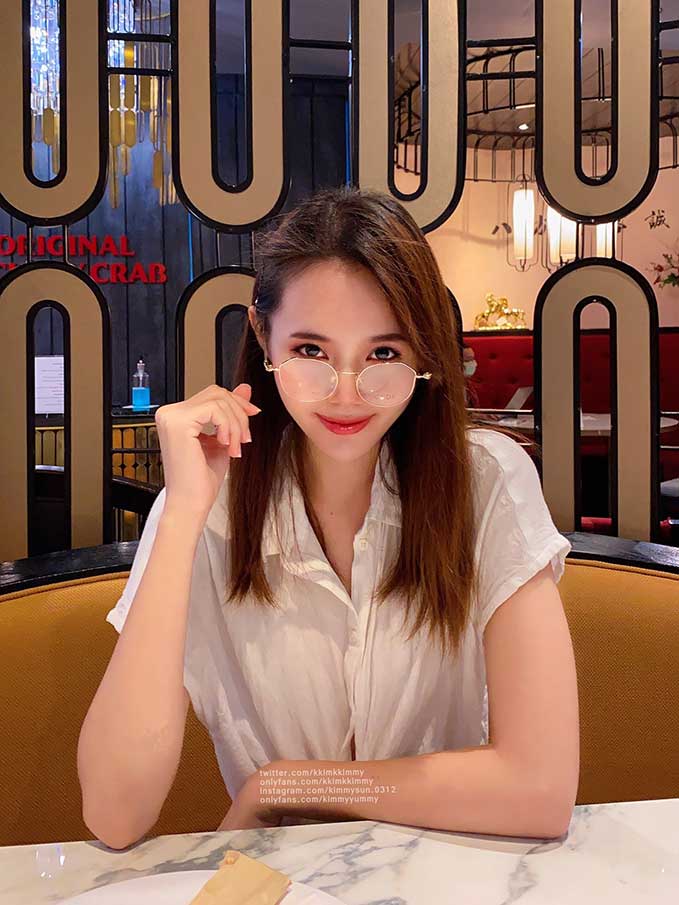 Sun Kim เปิดวารป์สาวเซ็กซี่ ขาว สวย เอวบาง ไอดอล Onlyfans 18+ - วาร์ป ...